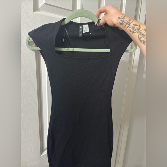 H&M | Dresses | Hm Plain Black Bodycon Mini Dress Short Sleeve | Poshmark